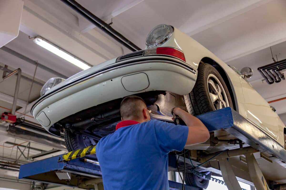 Porsche Maintenance Near Me |Porsche Oil Change Services in West Palm Beach